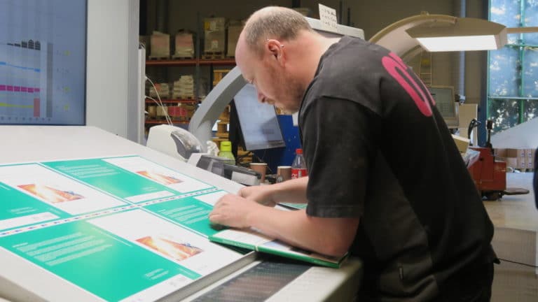 NEK 400 i trykkpressa - Norsk Elektroteknisk Komite (NEK)